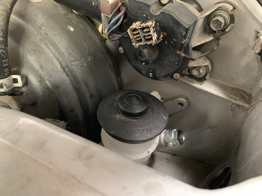 1988-1992 Toyota Cressida SG T56 Clutch Line with Remote Bleeder for M ...